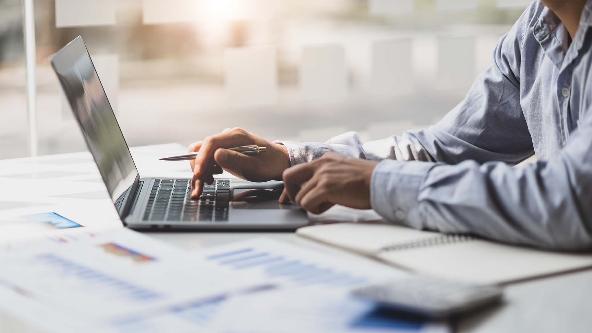 De Lune Commercial Services - De Lune IT